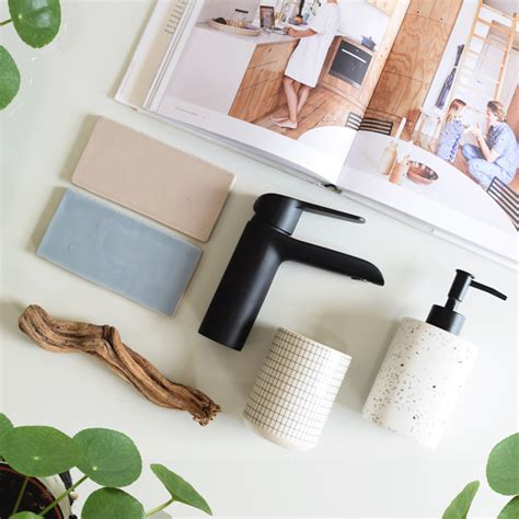 GUIA IMPRESCINDIBLE PARA ELEGIR LA GRIFERIA DE CASA SARAMAR Home