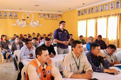 Continúan Las Acciones Para Sofocar Incendios Forestales En