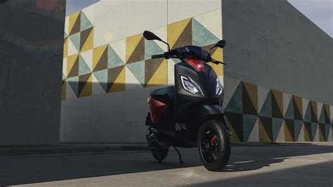 Skuter Listrik Piaggio 1 Mendapat Lebih Banyak Tenaga Dan Fitur Untuk