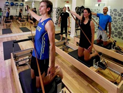 CURSO DE MONITOR DE MUSCULACIÓN