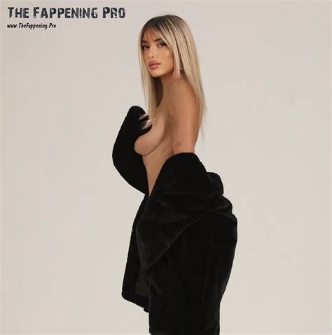 May Arev Nude And Sexy 32 Photos The Fappening