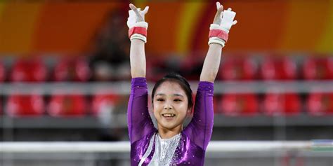 Olympics North And South Korean Gymnasts Take Adorable Selfies