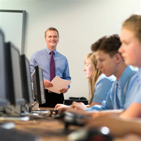 Stacs Scottish Teachers Advancing Computing Science Explore Ways To Train As A Computing