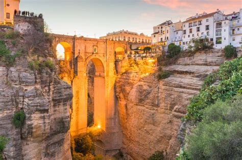 Tour Nocturno Por Ronda Reserva Online En Civitatis