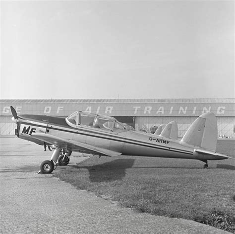 De Havilland Canada Dhc 1 Chipmunk 22a G Armf 1 General Aviation Album