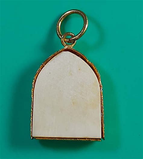 Mae Nangkwak Goddess Of Wealth Lp Kant Uncle Chow Amulet