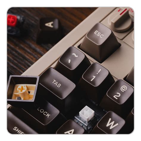 8BitDo Retro Mechanical Keyboard C64 Edition