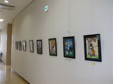 切り絵「森の少女展」 花北地区コミュニティ協議会