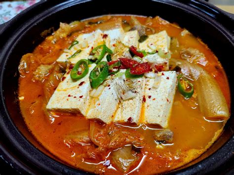 김치찌게 맛있게 끓이기 돼지고기 김치찌게 만들기