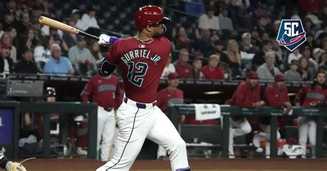 Lourdes Gurriel Jr SONÓ y EXTENDIÓ racha VIDEO