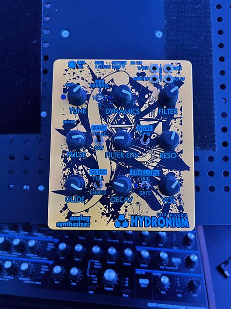 Rare Waves Hydronium Desktop Synth Reverb