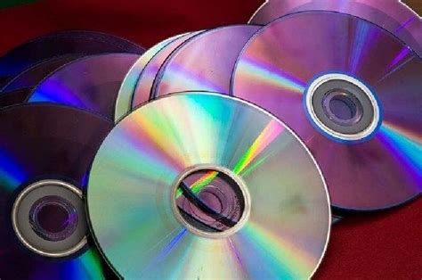 Comparison Magnetic Storage VS Optical Storage