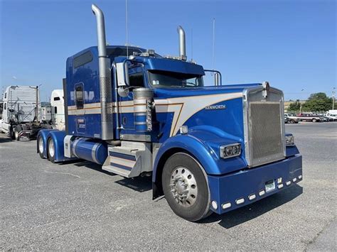 2020 Kenworth W900 Truck Enterprises Inc