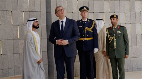 خليفة بن طحنون يستقبل رئيس صربيا في واحة الكرامة Youtube