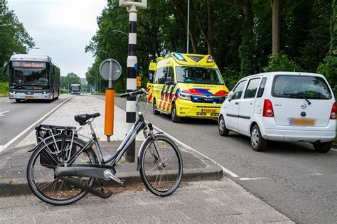 Fietser Gewond Nadat Hij Wordt Aangereden Door Auto NoorderNieuws