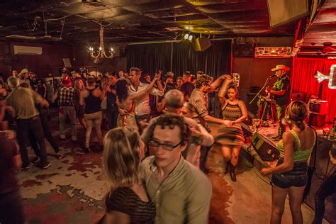 Best Honky Tonk Dance Bars In Austin LostinAustin