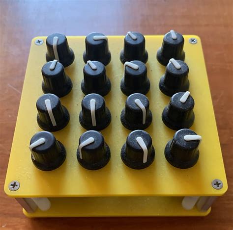 Xiwi 4x4 Passive Matrix Mixer 2016 Yellow Reverb