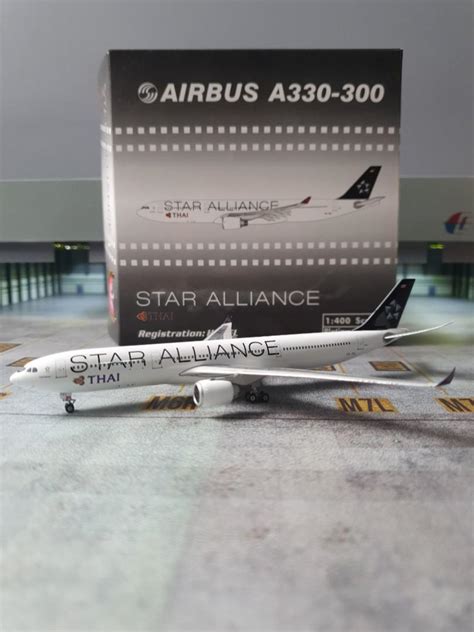 1 400 Phoenix Thai Airways Star Alliance Airbus A330 300 Hobbies