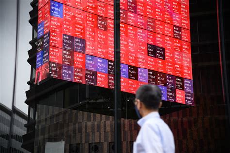 海外勢4週ぶり買い越し、投信と信託銀は売り－日本株7月第1週 Bloomberg