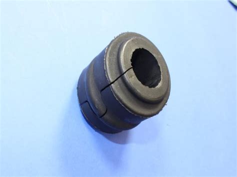 Chrysler 300 Bushing Cushion Isolator Front Suspension 04782681ab