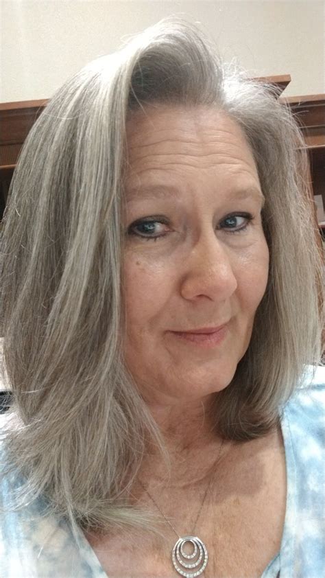 Pin By Kathy Hudnall On Hair Styles Beautiful Long Hair Silver