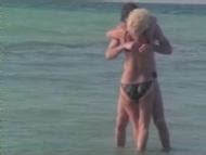Naked Albertina Capuani In La Polizia Ordina Sparate A Vista