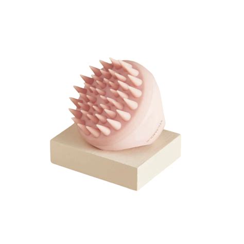 Vegamour Gro Revitalizing Scalp Massager Striiike