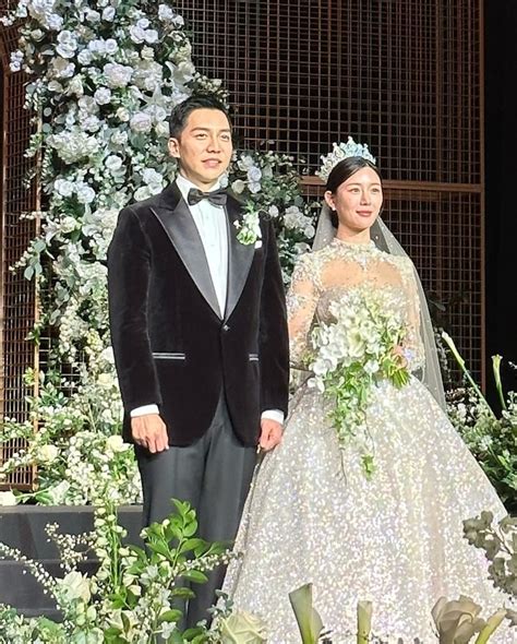 이승기 아내 된 이다인 언니 이유비 “이제 언니라고 부를게” 축복 손에 잡히는 뉴스 눈에 보이는 뉴스 뉴스엔