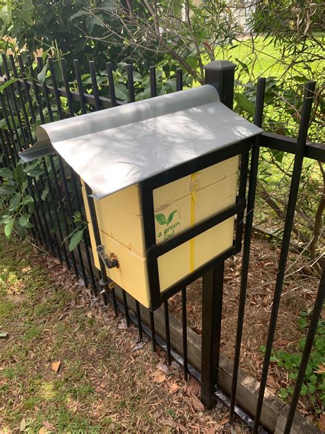 Hive Security Cage — A Green Soul Native Bees