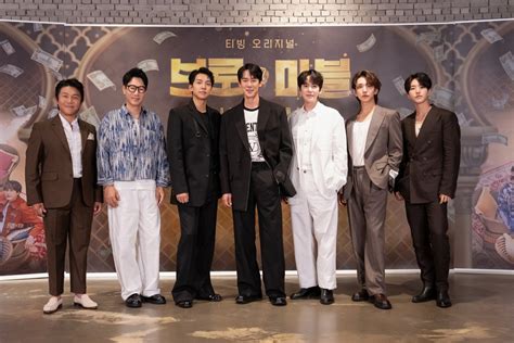 【フォト】イ・スンギ、ユ・ヨンソク、sjキュヒョン、seventeenホシなど出席、『ブロー＆マーブル』制作発表会 Chosun Online