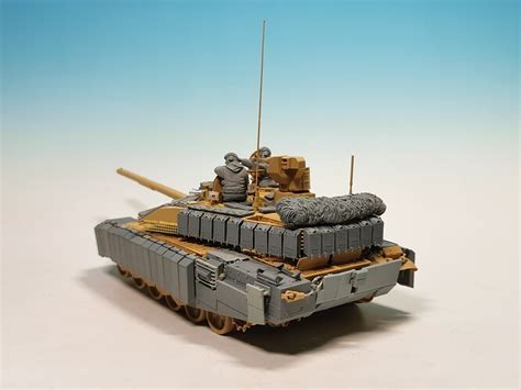 russia´s pry bar t 90m proryv 3 model 2023 with add on armor and