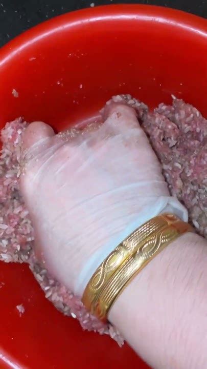 تطرية عمل سجقات شوفو Youtube