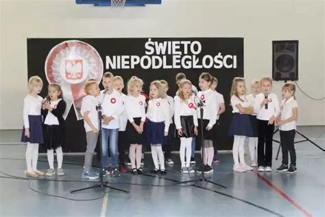 Najsympatyczniejsze Pierwszaki W Powiecie Przysuskim Klasa I B Ze