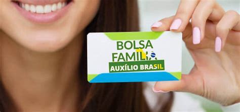 Bolsonaro Edita Decreto Para Regulamentar Auxilio Brasil Metro 1