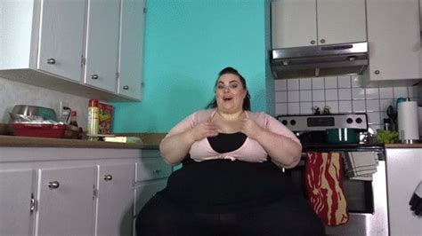 Cooking With Jackie Wmv Ssbbw Juicy Jackie Clips4sale