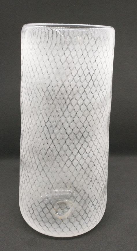 31 Fancy Drinking Glasses Ideas In 2021 Fancy Drinking Glasses Hand