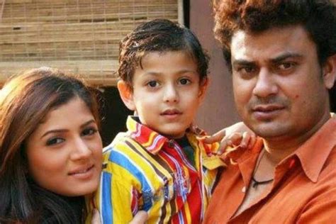 Srabanti Chatterjee First Husband শ্রাবন্তীর ১ম স্বামীকে মনে আছে আজও