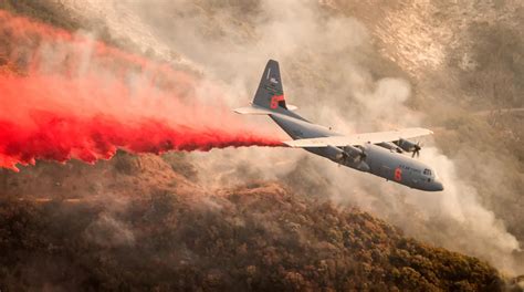 The Pilots Who Fight Californias Wildfires