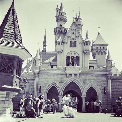 Disneyland Castle From 1955 Disneyland Anaheim Disneyland History
