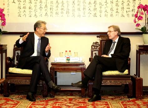 李晓鹏会见波士顿咨询全球主席hans Paul
