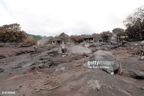Volcano Fuego Photos And Premium High Res Pictures Getty Images