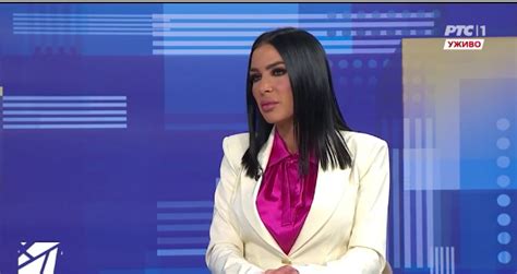 Privukla Pažnju Gostovanjem Na Rts Ko Je Bojana Radaković Sekretarka Za Urbanizam Koja Je