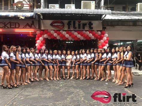 Flirts Hotties Today 🤤🥵 ️ Open Flirt On Soi 6 Pattaya