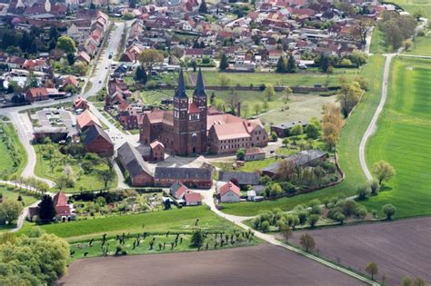 Jerichow Aus Der Vogelperspektive Gebäudekomplex Der Klosterkirche In