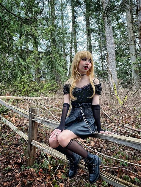 Misa Amane Cosplay Anime Cosplay Awesome Dresses Nice Dresses Punk