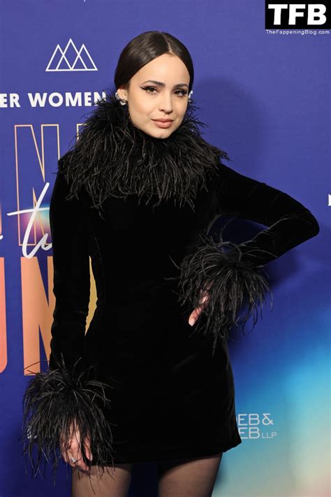 🔴 Sofia Carson Displays Her Sexy Legs At The Wraps “power Women Summit