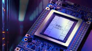 Los Ejecutivos De Intel Insinúan Una Posible División En Fabricación De