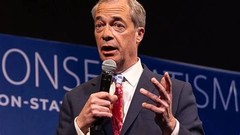 Noa Hoffman Journalist Profile Intelligent Relations