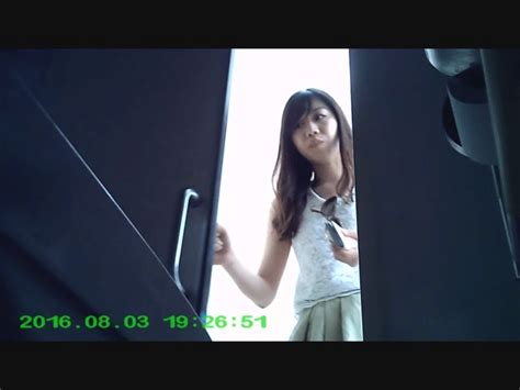 表演个杂技，一定要看到最后，站立版69 ️ 舔女神的淫穴，男人的雄峰就是要搞漂亮骚母狗！参差行 因参而生，为行而活