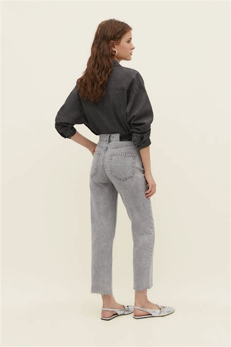 stradivarius d96 crop straight fit jean fiyatı yorumları trendyol